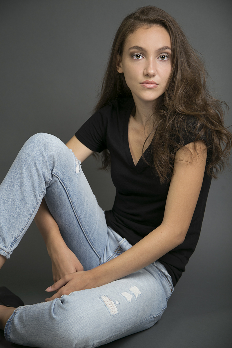 Isabelle F New View Modeling