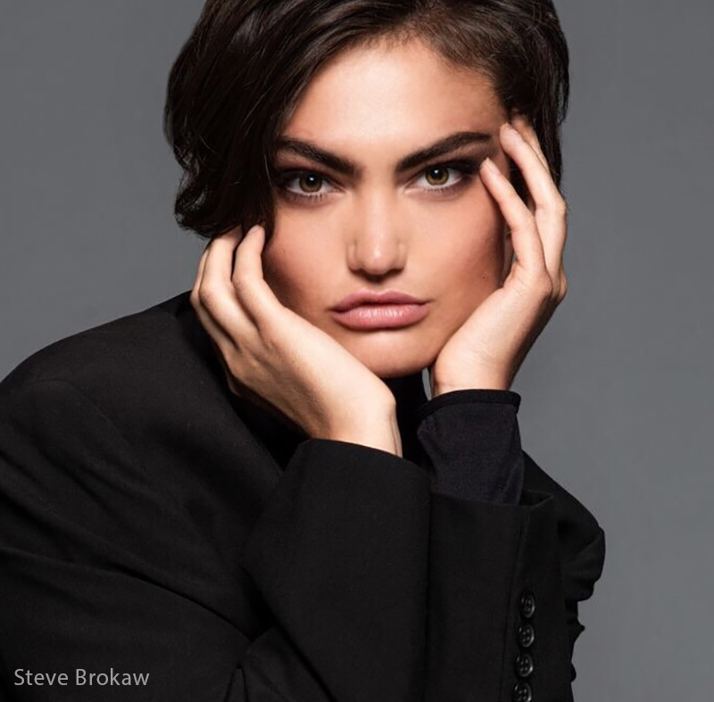 Sadie M | New View Modeling