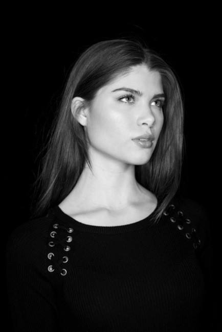 Emma K | New View Modeling