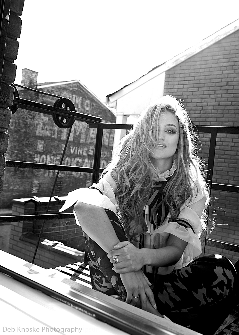 Isabelle J | New View Modeling