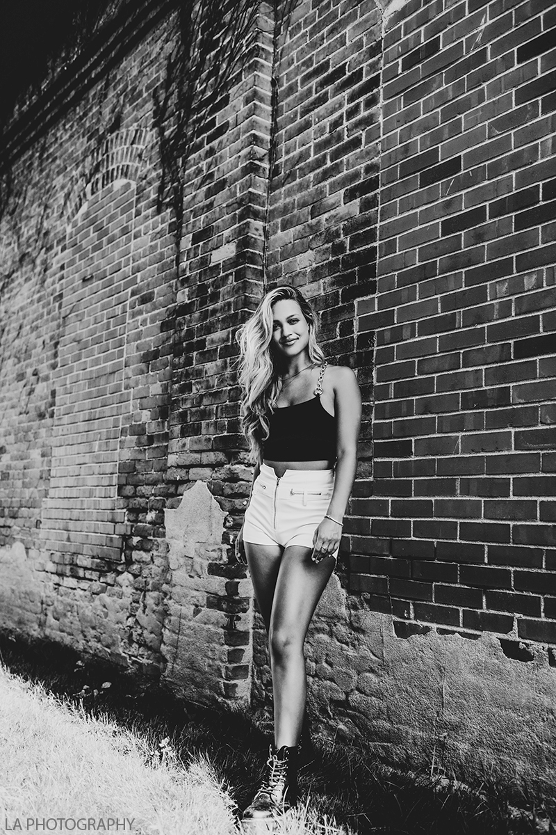 Isabelle J | New View Modeling