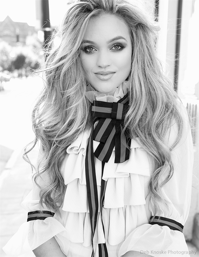 Isabelle J | New View Modeling