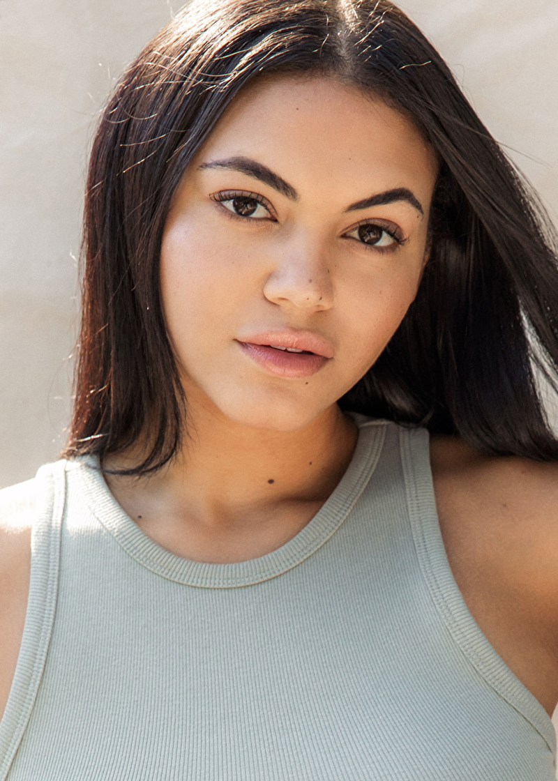 Michaela L | New View Modeling