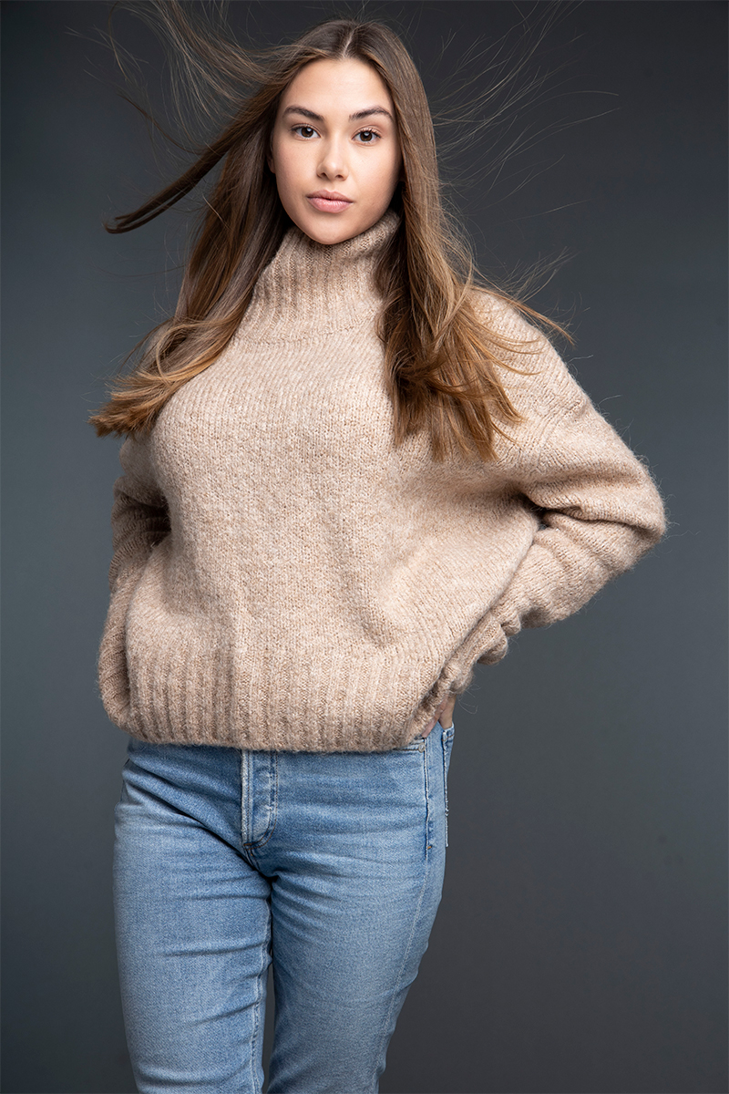 Kelsey R | New View Modeling