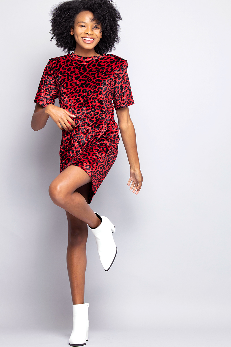 Aubrey R | New View Modeling