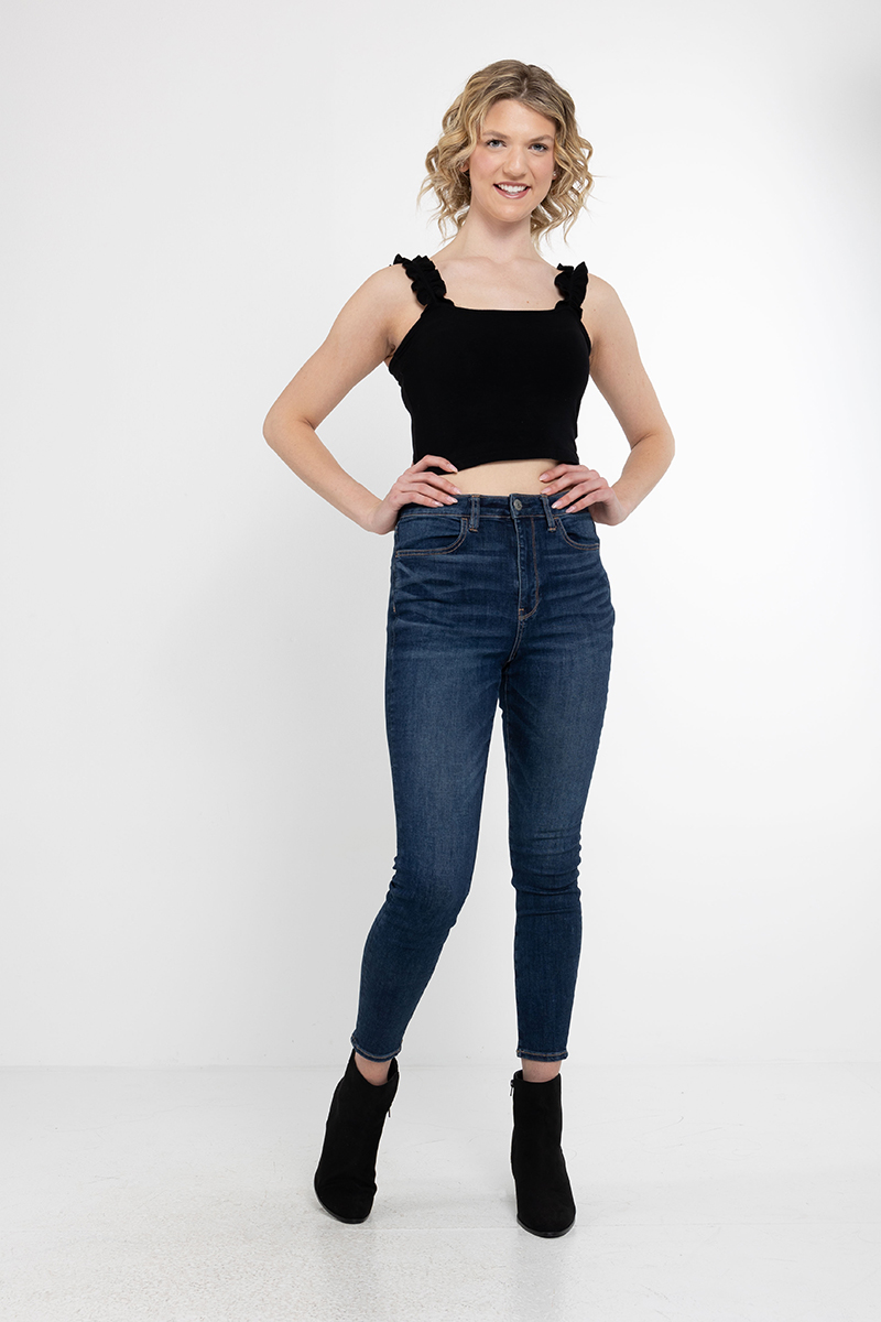 Ella T | New View Modeling