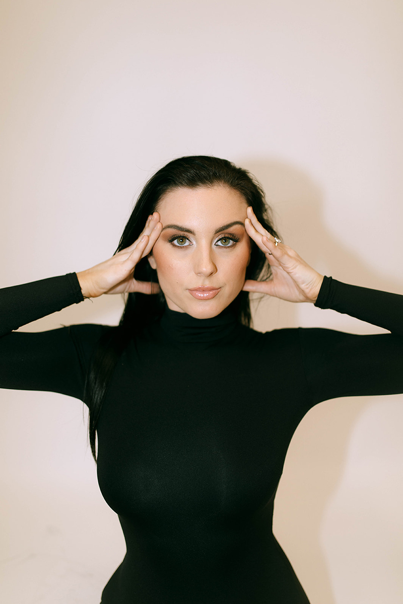 Bailey / Studio - NV Models | New View Modeling