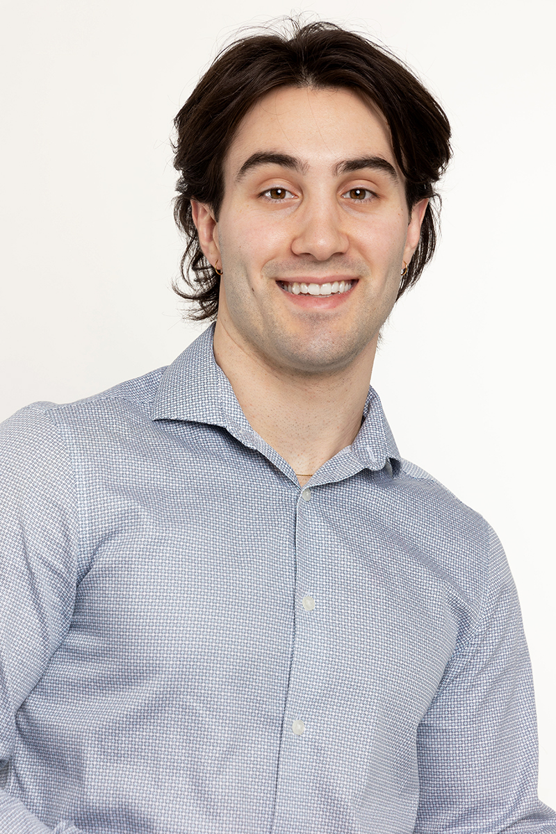 Dominic F | New View Modeling