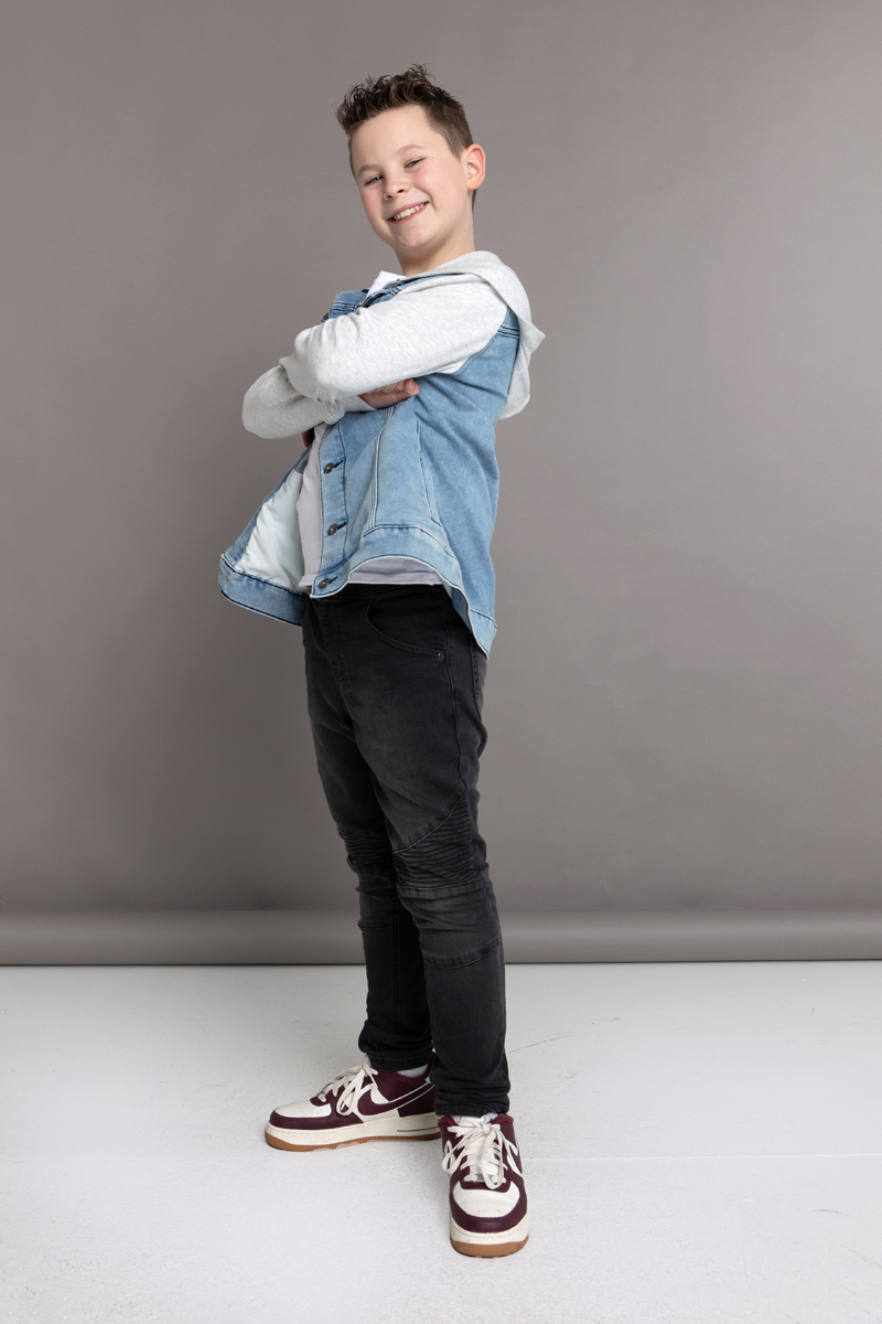 Jax B | New View Modeling