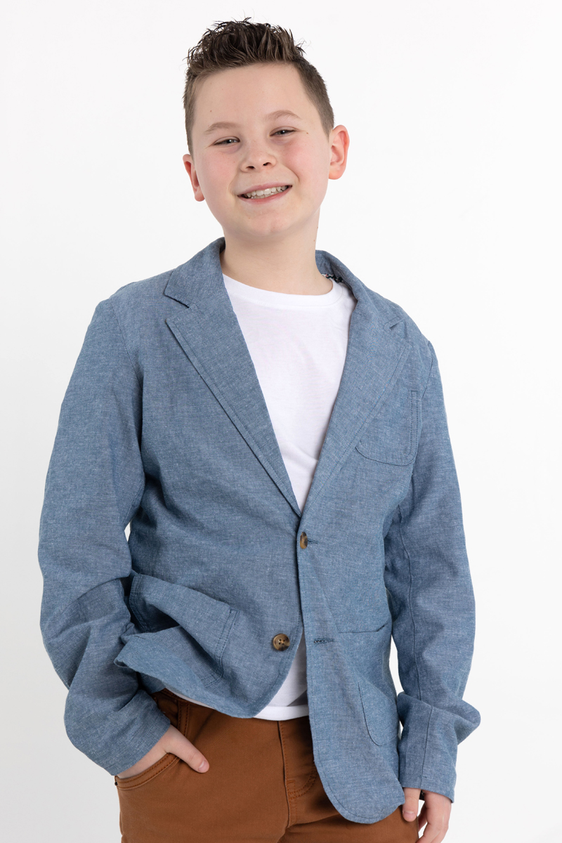 Jax B | New View Modeling