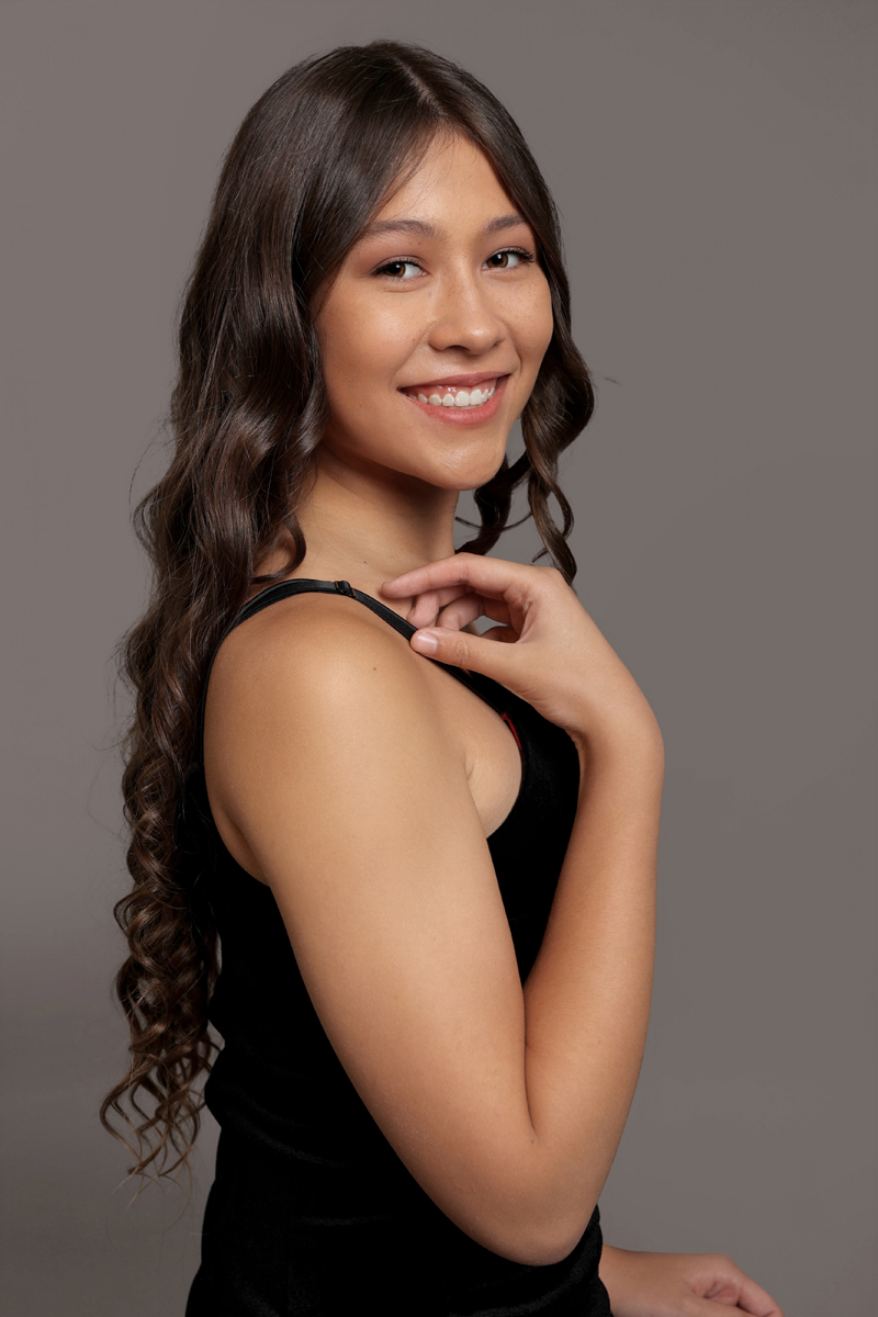 KATE8187_pp - NV Models | New View Modeling