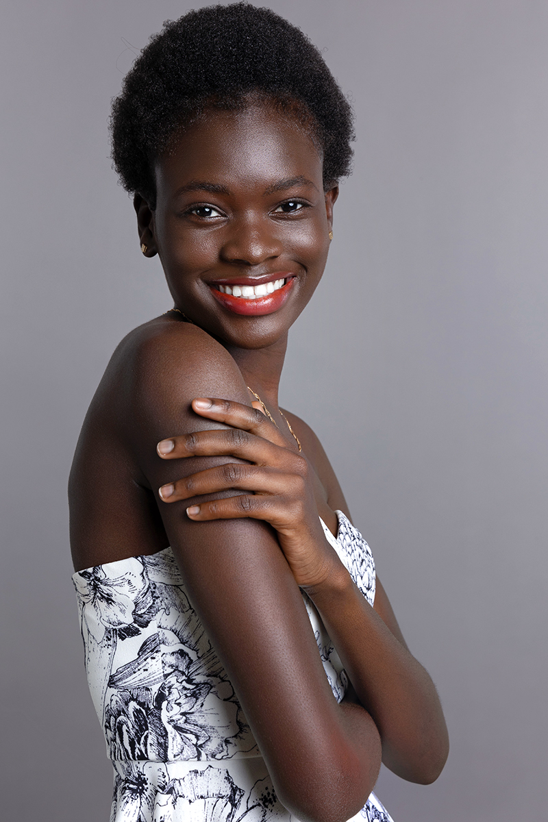 R6__3379 - NV Models | New View Modeling