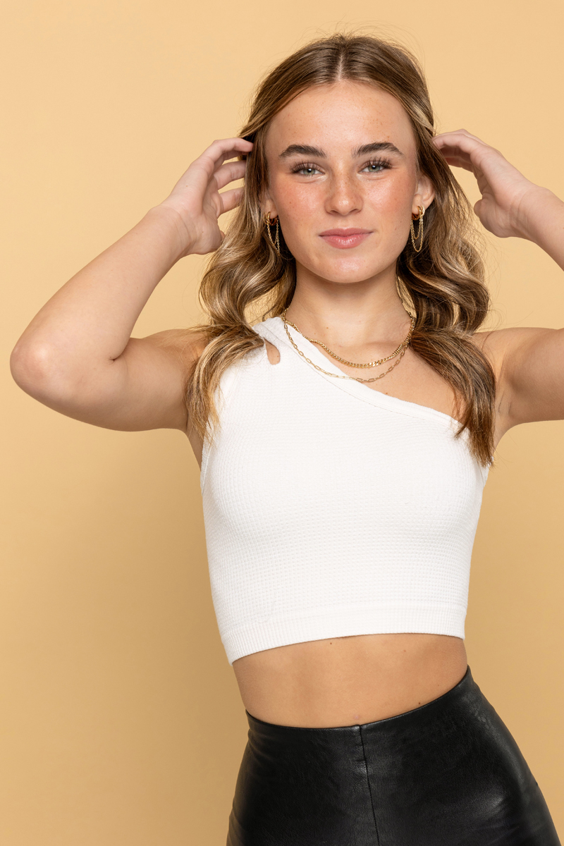 Zoe F | New View Modeling