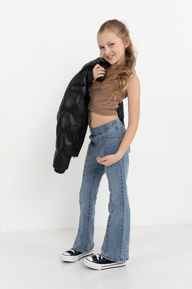 Emma D New View Modeling